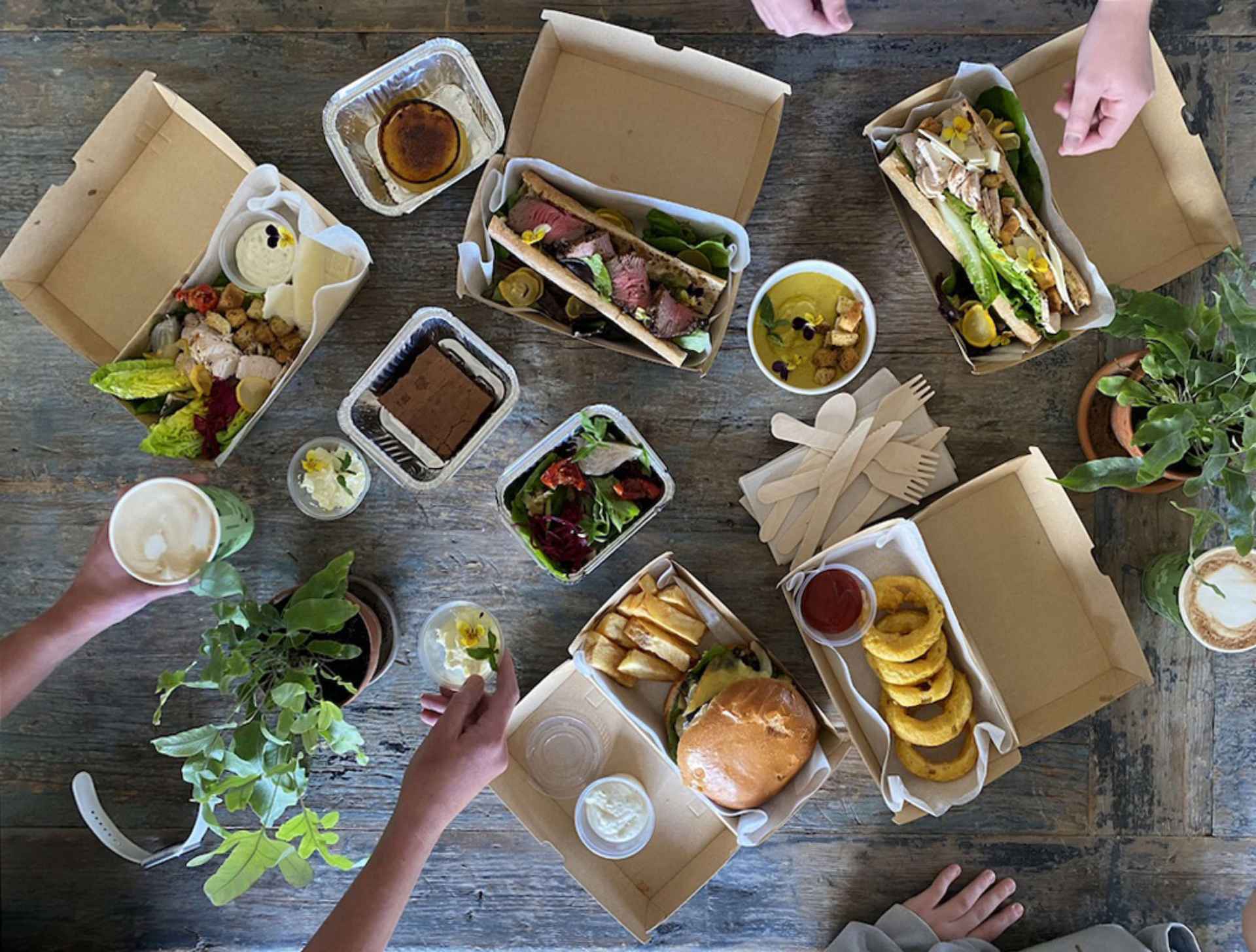 Delicious take away menus & wood fired pizzas